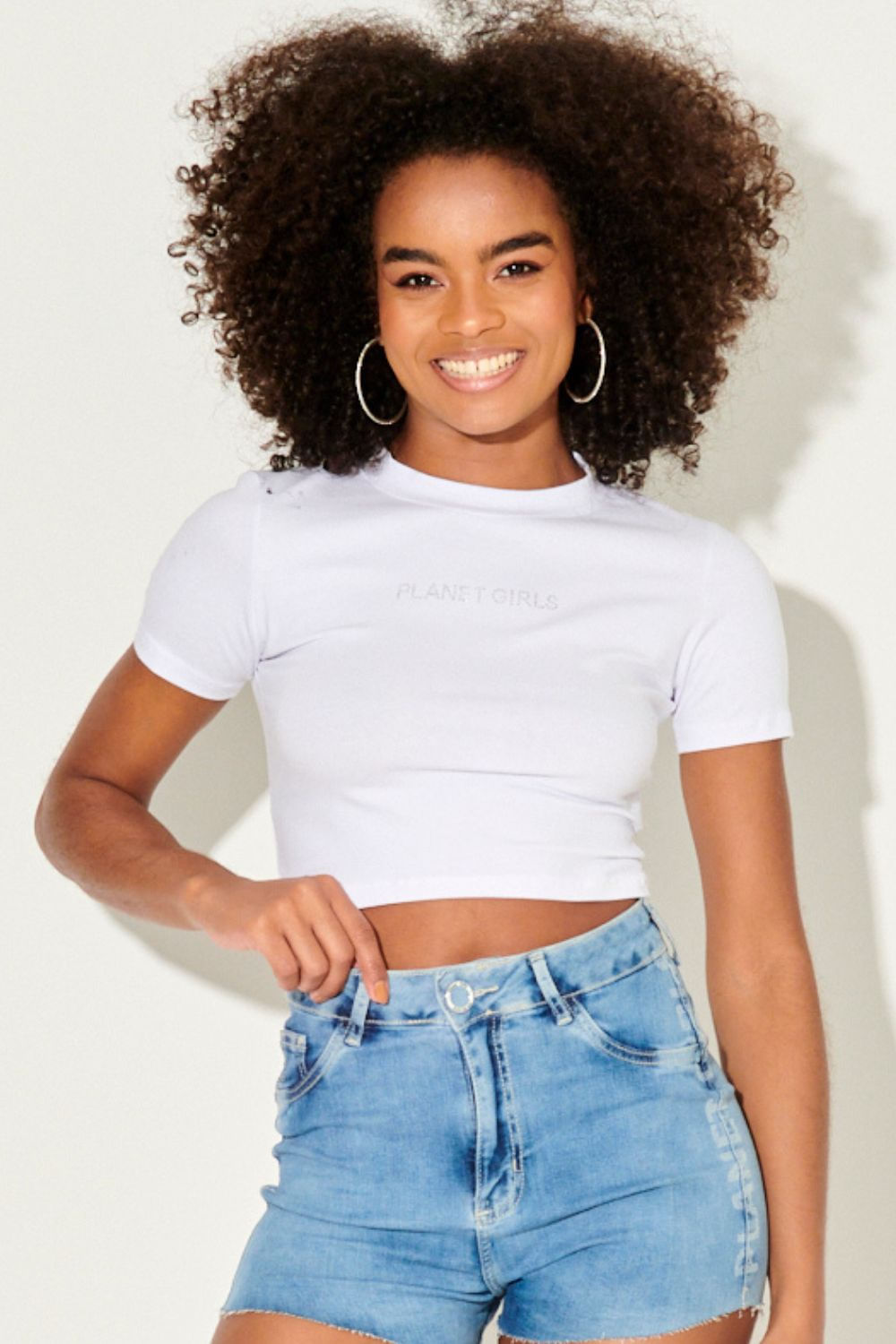 Camiseta Cropped Feminina Logo Strass Planet Girls Branco - Privalia